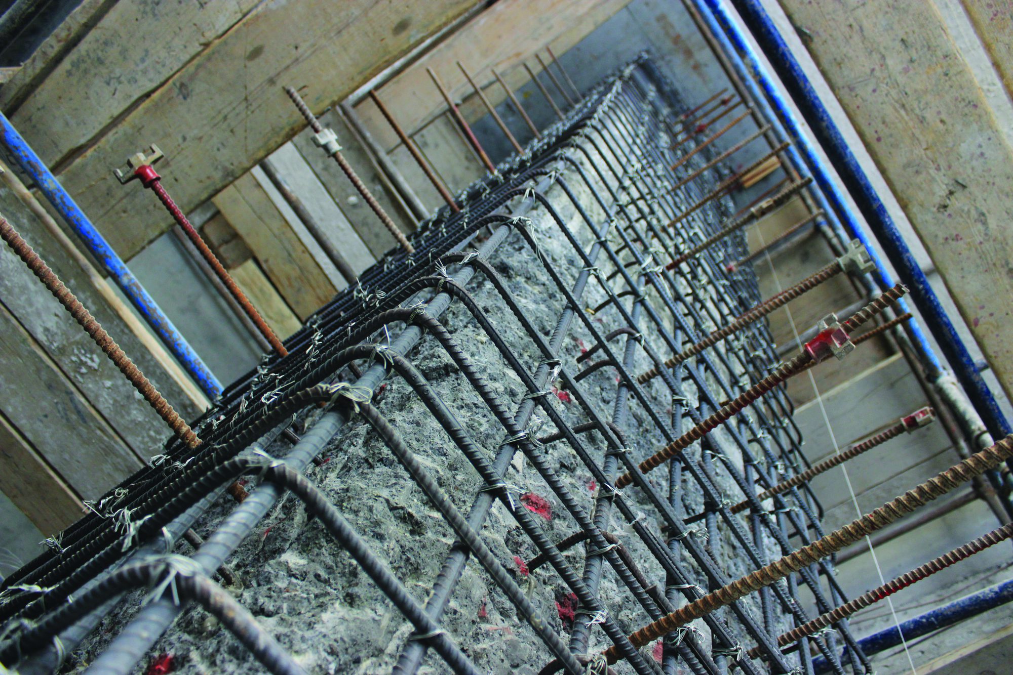 tstrata-enlargement-column | PULLMAN