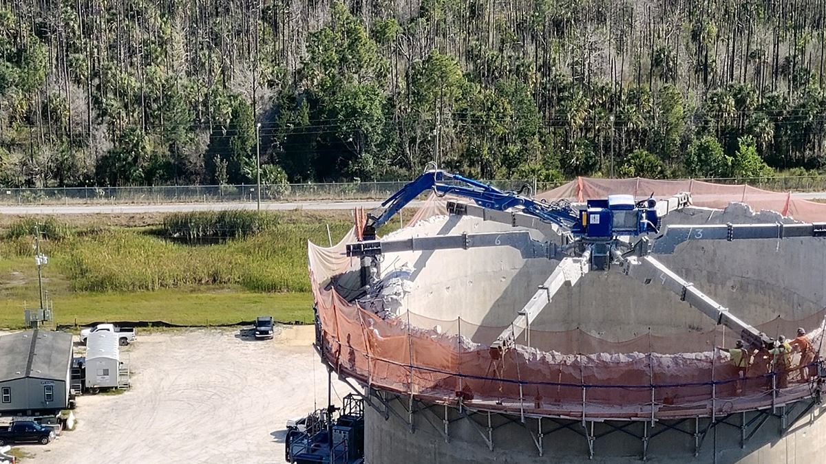 Controlled Chimney Demolition Using Spider Technology | PULLMAN